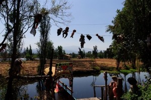 The Mexican Island Of Dolls - La isla de la Muñecas • Lazer Horse